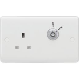 Knightsbridge 13A 1-Gang DP Switched Lockable Socket White - Screwfix