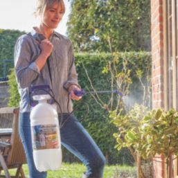 Defenders White / Purple Pressure Sprayer 8Ltr - Screwfix