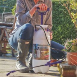 Defenders White / Purple Pressure Sprayer 8Ltr - Screwfix
