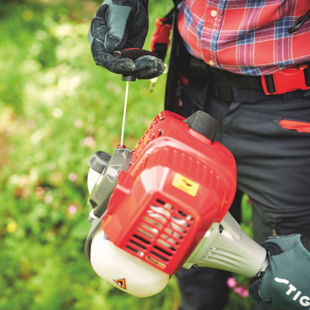 Mountfield 287221003 M16 32.6cc Straight Shaft Petrol Brushcutter Screwfix