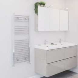 Blyss 1100mm x 450mm 1037BTU Chrome Curved Towel Radiator - Screwfix