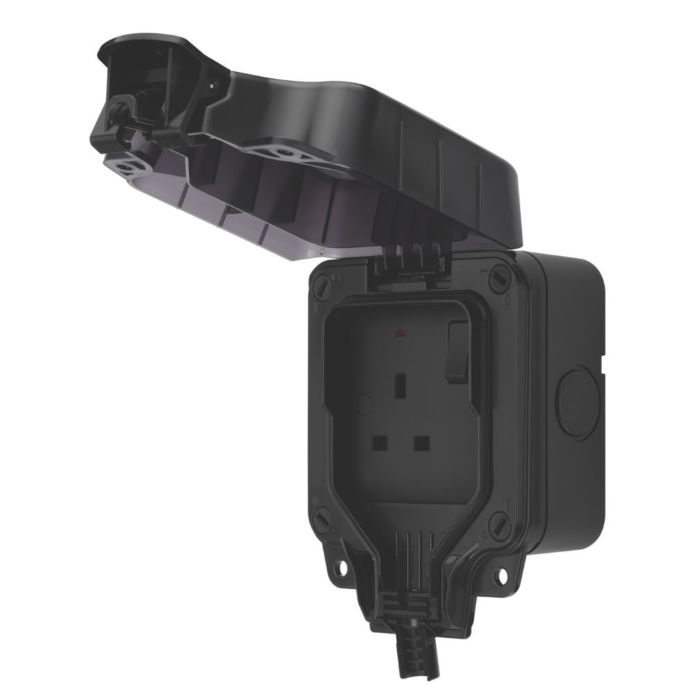 British General IP66 13A 1-Gang SP Weatherproof Outdoor Switched Socket ...