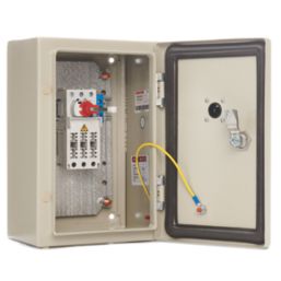 Contactum DFS032K 32A 3P+N+E Fused 3-Phase Enclosed Switch Fuse - Screwfix