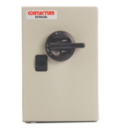 Contactum DFS032K 32A 3P+N+E Fused 3-Phase Enclosed Switch Fuse - Screwfix