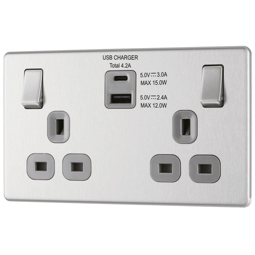 USB Sockets | USB Plug Sockets | Screwfix.com