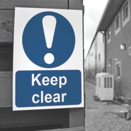 Essentials "Keep Clear" Sign 200mm x 150mm - Screwfix