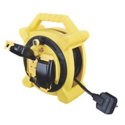 Masterplug HLP2013/2IP-MP 13A 2-Gang 20m Cable Reel 240V - Screwfix