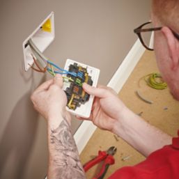 MK Logic Plus Rapid Fix 13A 2-Gang DP Switched Socket White - Screwfix