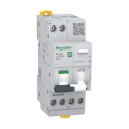 Schneider Electric Easy9 32A 30mA Type AC 2P+E B Curve AFDD RCBO - Screwfix