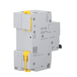 Schneider Electric Easy9 32A 30mA Type AC 2P+E B Curve AFDD RCBO - Screwfix