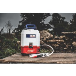 Milwaukee M18 BPFP-WST Water Sprayer Tank 15Ltr - Screwfix
