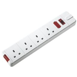 Masterplug 13A 4-Gang Fused 4-Socket Switched with LED White - Screwfix