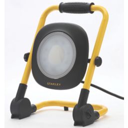 Stanley LED Mains Powered Folding Worklight 50W 3500lm 240V - Screwfix