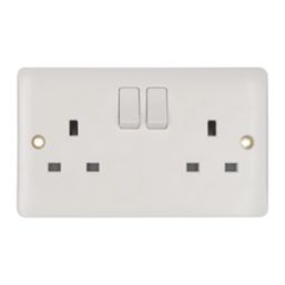 Vimark Pro 13A 2-Gang SP Switched Plug Socket White - Screwfix
