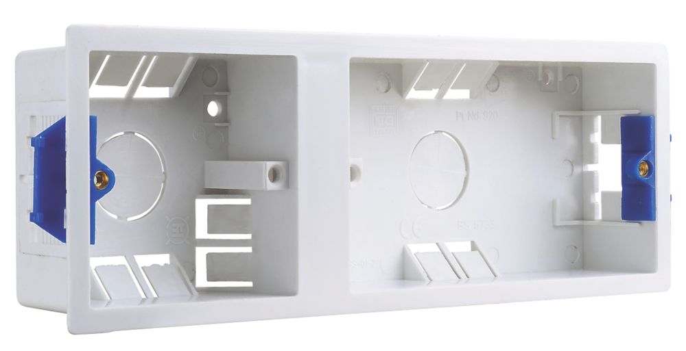 British General 3-Gang Dry Lining Box 35mm - Screwfix