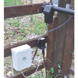 Wago IP68 41A Capsule Junction Box Black - Screwfix