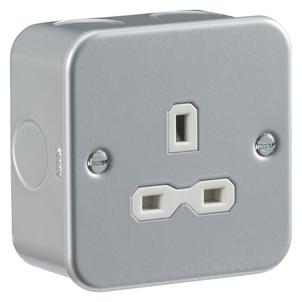 Knightsbridge 13A 1-Gang Unswitched Metal Clad Socket Grey with White ...