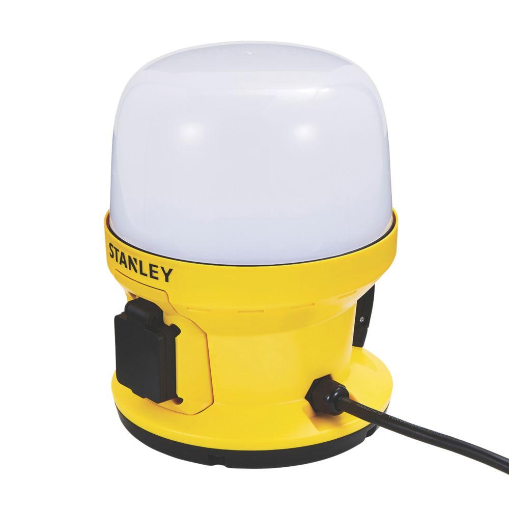 Stanley LED Magnetic & Linkable Globe Area Light 30W 2600lm 220-240V - Screwfix