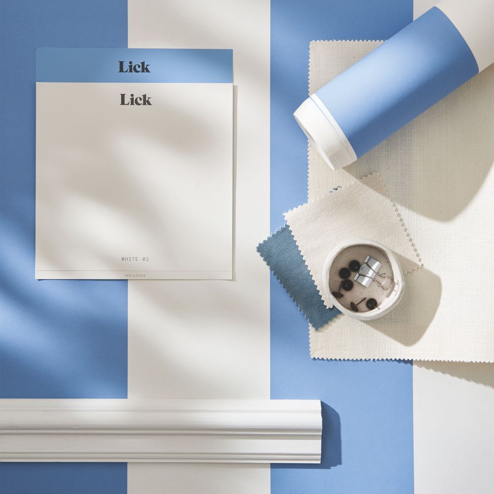 LickPro Blue Painted Stripe 02 Wallpaper Roll 52cm x 10m - Screwfix