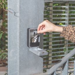 Master Lock Combination Key Safe - Screwfix