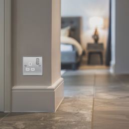 British General Nexus Metal 13A 1-Gang SP Switched Power Socket Brushed ...