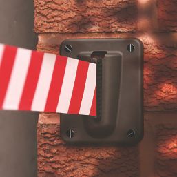 Skipper WRECEIVER01 Retractable Barrier Wall-Mount Receiver Clip - Screwfix