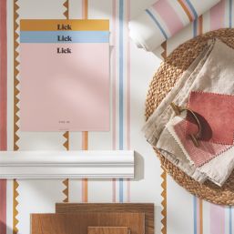 LickPro Yellow Zig Zag 02 Wallpaper Roll 52cm x 10m - Screwfix