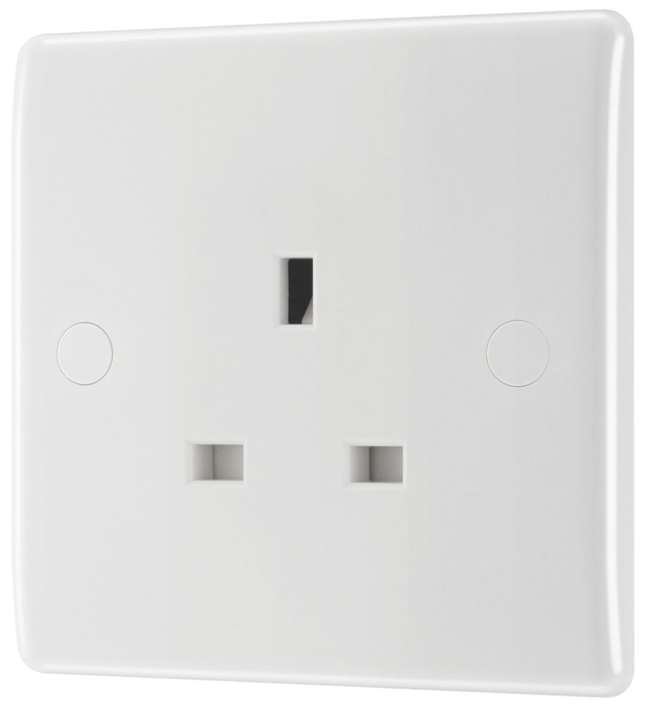 British General 800 Series 13A 1-Gang Unswitched Socket White - Screwfix