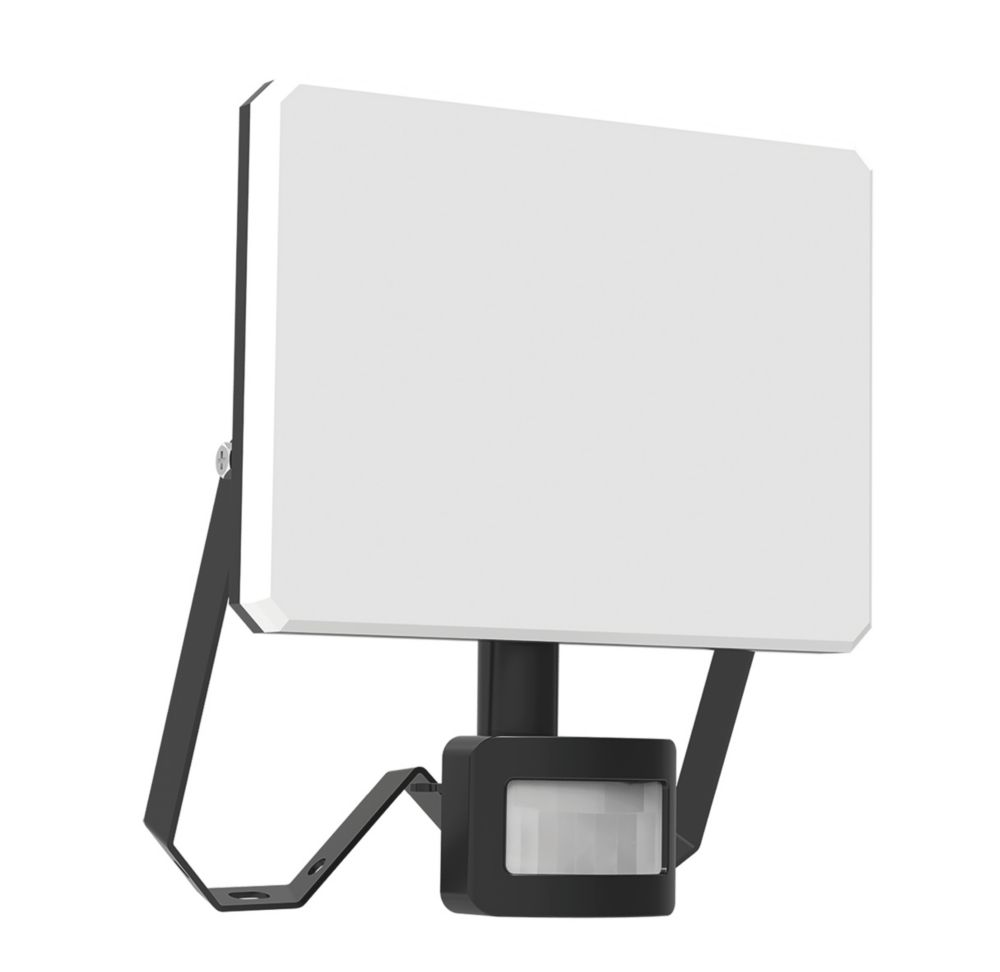 Smart Floodlights | Outdoor Lighting | Screwfix.com