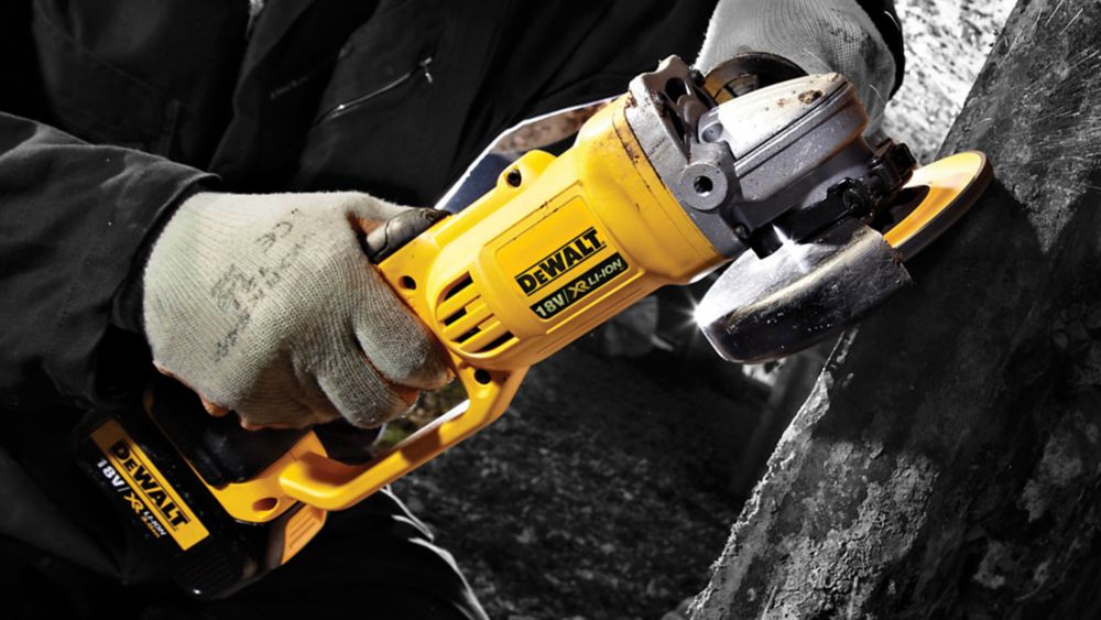 Dewalt 18V Tools | Screwfix