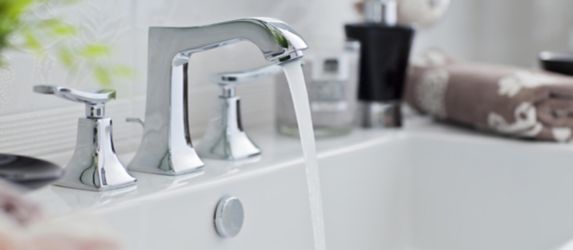 Guide to Buying Bathroom Taps | Screwfix