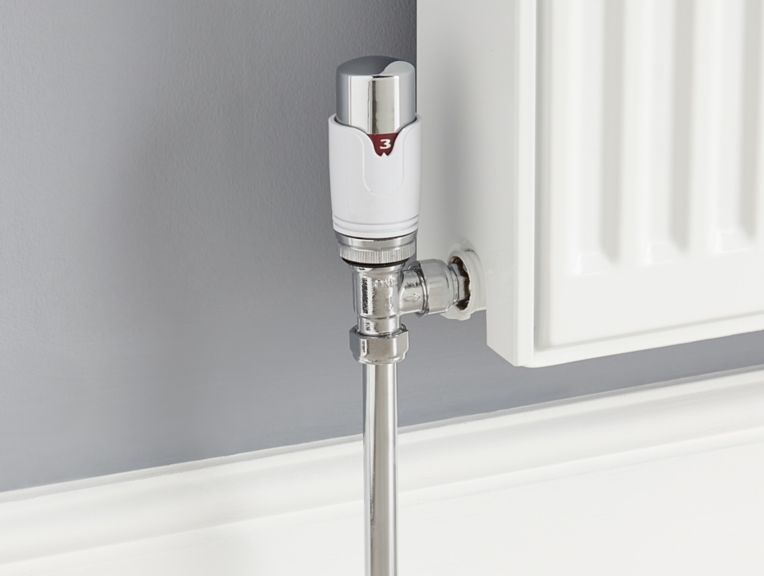 Flomasta | Radiators & Valves | Screwfix