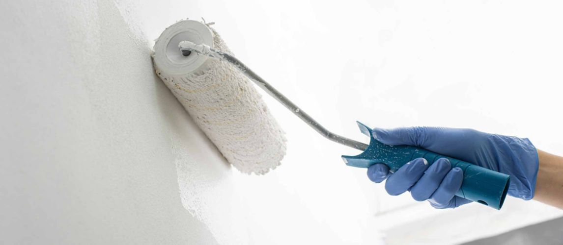 How To PVA Before Plastering | Screwfix