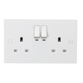 Guide to Smart Plugs and Switches | Screwfix